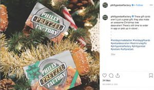 How to Do a Gift Card Giveaway (with Examples & Ideas)